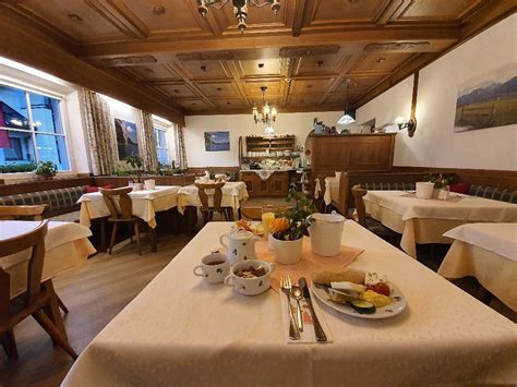 HOTEL SCHERNTHANER - Updated 2022 Prices & Reviews (St Gilgen, Austria)