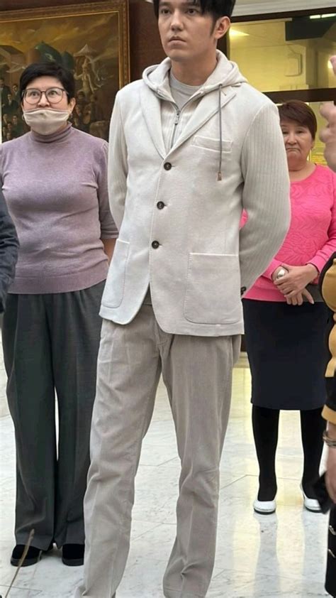 Пин от пользователя Linda Jones на доске Dimash