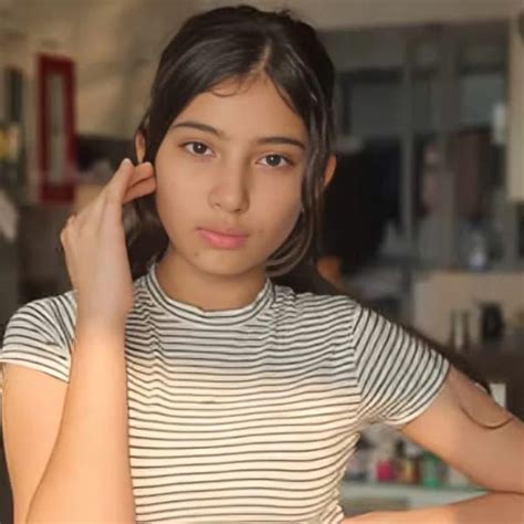 Sara Arjun Age Biography Wiki Movies List Cinefry