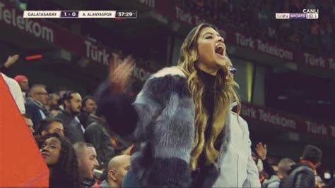 Ursula Roquenin Kafa Kesme Hareketinin Sırrı Ortaya çıktı Spor