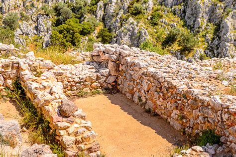 미케네 펠로폰네소스 반도 그리스 그리스 문명의 중심의 고 대 유적 미케네는 그리스에서 유명한 고고학 사이트입니다 유네스코 세계 유산 사이트 0명에 대한 스톡 사진 및 기타