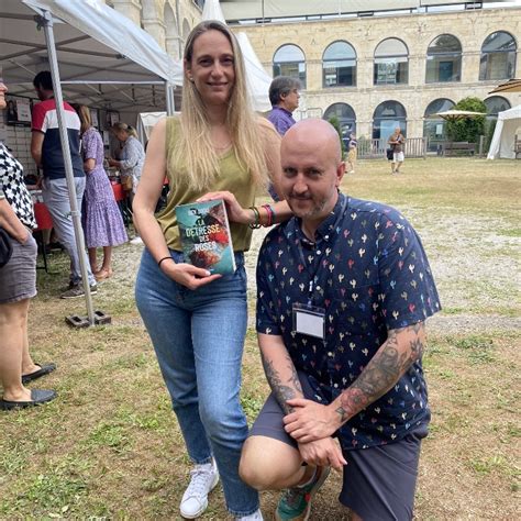 La Détresse Des Roses De Jack Jakoli Jai La Livrite