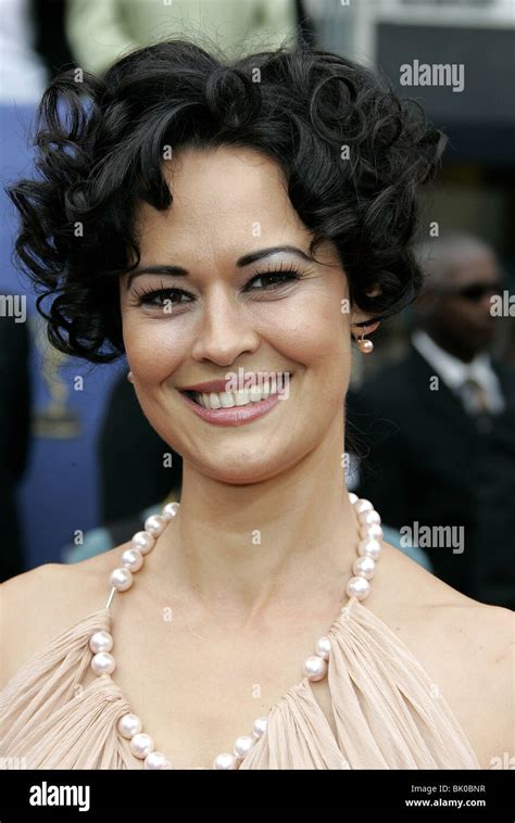 Sydney Penny S Instagram Twitter Facebook On Idcrawl