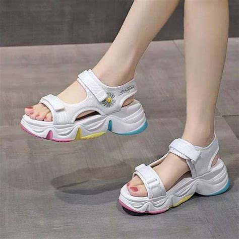 Promo Sandal Gunung Wanita Bunga Saojin 37 Putih Diskon 54 Di Seller
