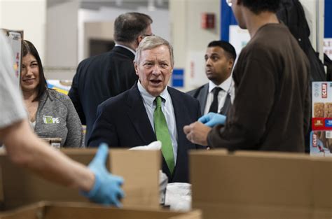 Longtime Illinois Us Sen Dick Durbin Wont Seek Reelection Wbez