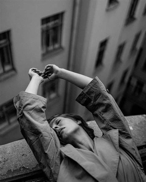 Фотосессия в 2024 г Фотосессия Фотосъемка Модельные позы