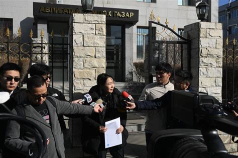 Төрийн банк Голомт банк Худалдаа хөгжлийн банкууд хамтран Atm ын хураамжаа буурууллаа