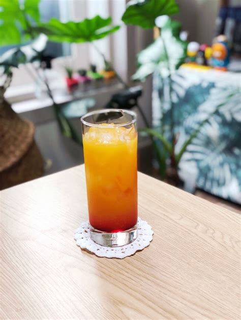 [cocktail 칵테일레시피 칵테일추천] 일출 Sunrise 을 닮은 칵테일 데킬라선라이즈 Tepuila Sunrise