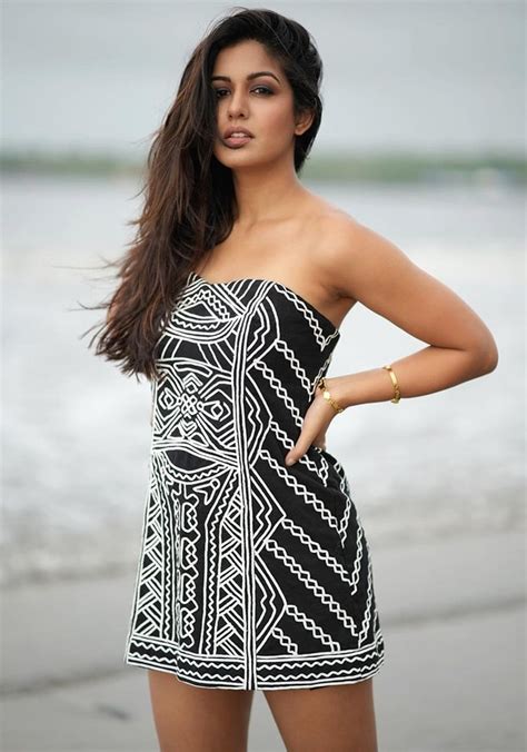 Ishita Dutta Hot Looks In Off Shoulder Bodycon Dress