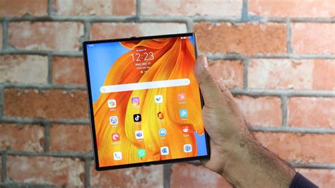 Huawei Mate Xs Review Techradar