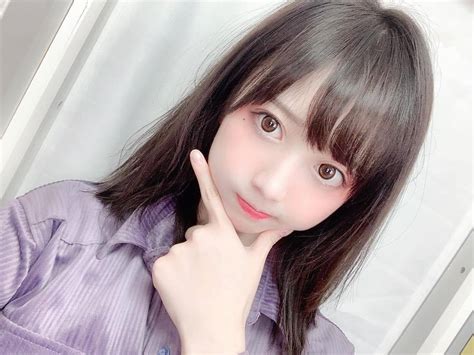 【s級美少女】ロリ顏巨乳で人気のyamiちゃん！自撮りとビキニ画像！ 美女の集い