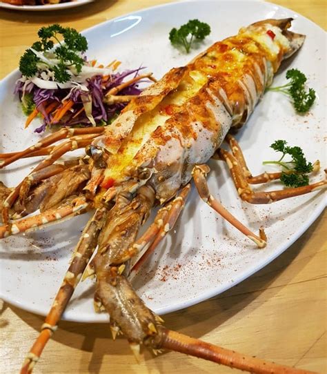 8 ร้านอาหารทะเลในภูเก็ต บนหาดราไวย์ ลายแทงของชาวเล