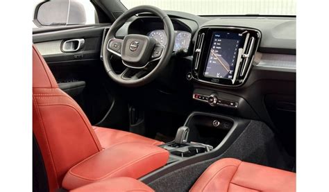Used R Design 2020 Volvo Xc40 T4 R Design 2024 Volvo Warranty Full