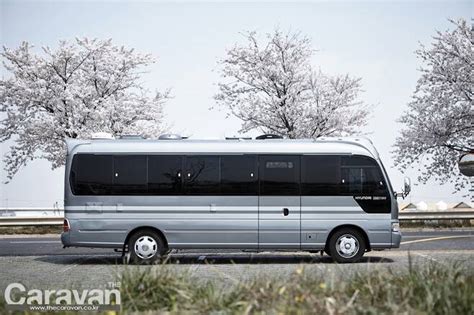 미니버스를 캠핑카로 제작하기 내장재 철거에서 완성까지