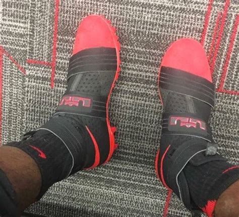 Ohio State Gets Exclusive Nike Lebron Cleats Complex