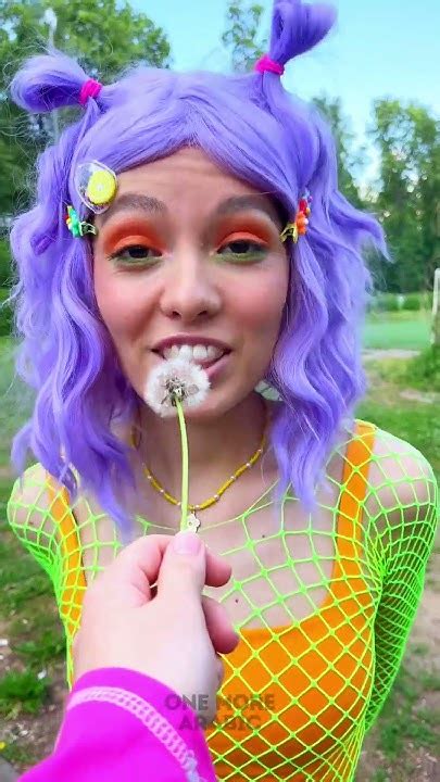 تحدي النحلة المشغولة تغني في الزهرة 🎤 Youtube