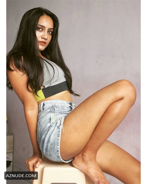 Browse Randomly Sorted Images Page AZNude