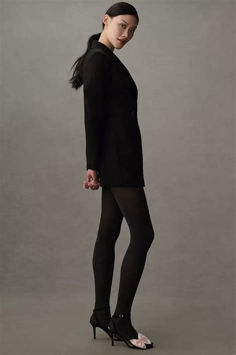 Is It Ok To Wear Pantyhose The Wardrobe Consultant