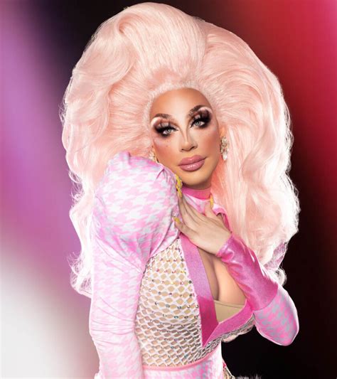 London Adour Palace Bar Gay Lgbtq Club Drag Brunch And Shows