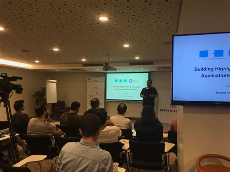 Meetup Building Highly Scalable Distributed Applications With Actor