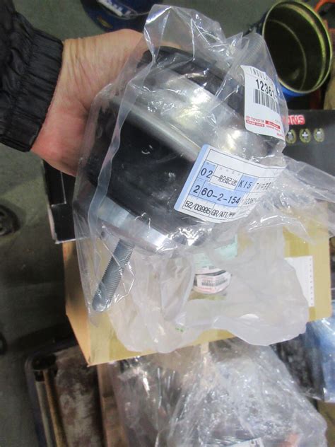 レクサス Isf 各部修理で入庫 ポルシェ・レクサスの専門店アイコードへようこそ 点検・板金・メンテナンス・チューンアップのプロショップ