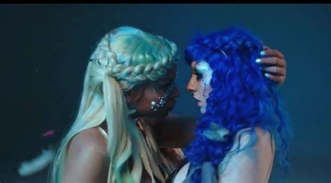 Ashnikko X Princess Nokia Female Celebrity Crush Celebs Celebrities