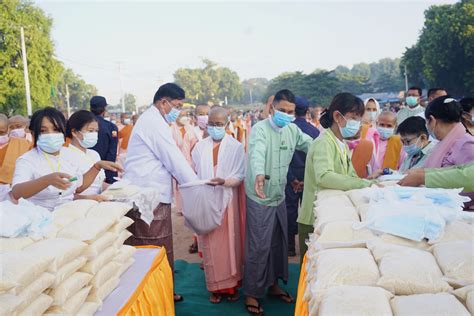 မကွေးတိုင်းဒေသကြီးအစိုးရအဖွဲ့မှကြီးမှူး၍ မကွေးမြို့ မြသလွန်ဘုရားကွင်း၌ တန်ဆောင်မုန်း လပြည့်နေ့တ