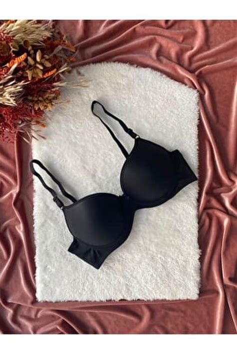 ბავშვის და ჩვილის ბავშვის და ჩვილის ტანსაცმელის მაღაზია