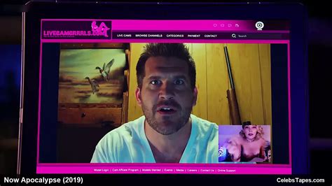 Kelli Berglund And Roxane Mesquida Striptease Und Nackter Sex Xhamster