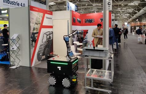 Robotnik Automation On Linkedin Tradefair Robots Robotnik Robotics Technology Industry40
