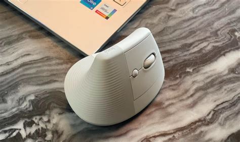 Logitech Rilis Mouse Vertikal Terbaru Yang Lebih Ergonomis Dan Nyaman Blackxperience Com