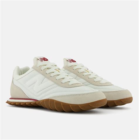 New Balance Rc30