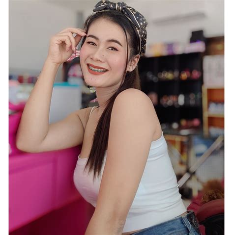 ຮ້ານຕຸ້ຍຕູ່ ຂາຍເຄື່ອງສຳອາງ ແລະ ອາຫານເສີມເພື່ອສຸຂະພາບ