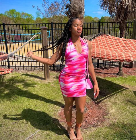 Miss Specer 334 Shesfreaky