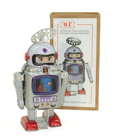 At Auction Chinese Tinplate Clockwork Spaceman Robot