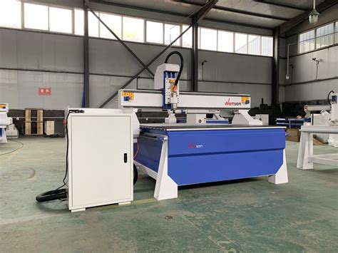 Широкоформатный фрезерный станок с ЧПУ Wattsan M1 2030