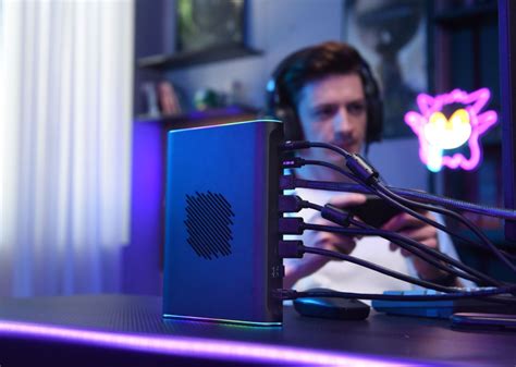 Onexgpu 2 Hits Indiegogo For 839 Oculink Gpu Dock With Radeon Rx