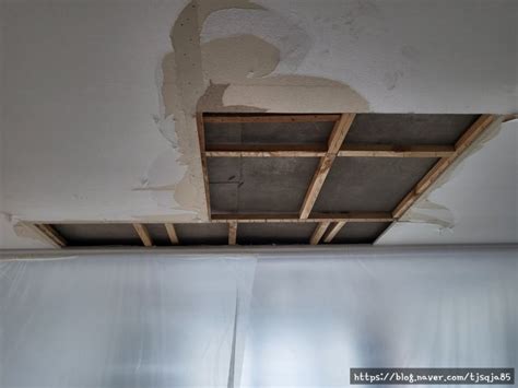 거실 천장에 곰팡이가 증식하였습니다 누수로 인한 피해 복구 현장 광주광역시 소촌성화파인빌아파트 네이버 블로그