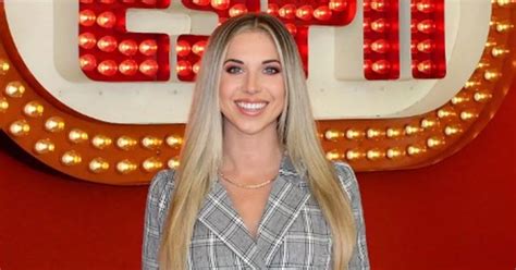 Meet ESPN S Stunning NFL Betting Analyst Labelled By Fans As Hottest Woman Alive Daily Star