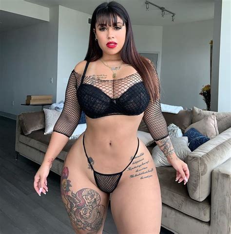 Pin On All Curvy Plus Size Fashion