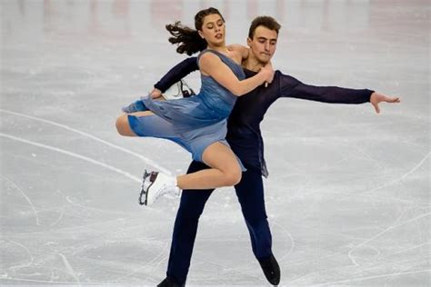 Дарина Попова та Володимир Бєліков чемпіони України з фігурного катання серед юніорів