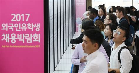 청년 실업 최악일자리 증가도 4년 반만에 최저