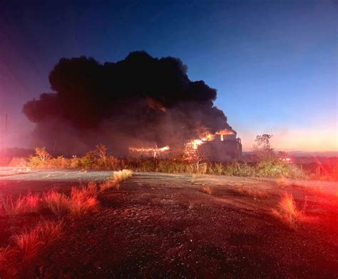 Massive Fire Burns At Decommissioned Texas Power Plant Abc News