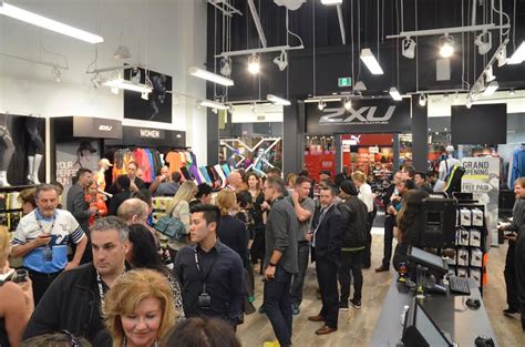 2XU opens first Canadian store - Canadian Running Magazine