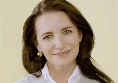 Jacquemus Recrute Kristin Davis Sex And The City Pour Linvitation à Son Prochain Défilé