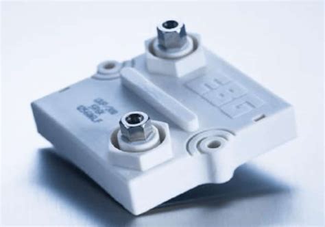 New W Ultra High Power Resistor PPM Power