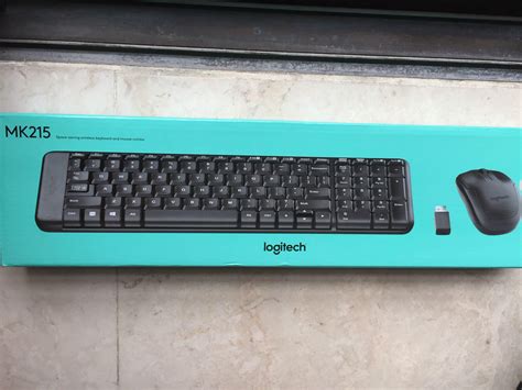 Logitech Mk215 Space Saving Wireless Keyboard And Mouse Computers And Tech Parts And Accessories