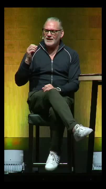 How To Be Your Authentic Self Influenceis Mentorshipmonday Paul Scanlon Posted On The Topic