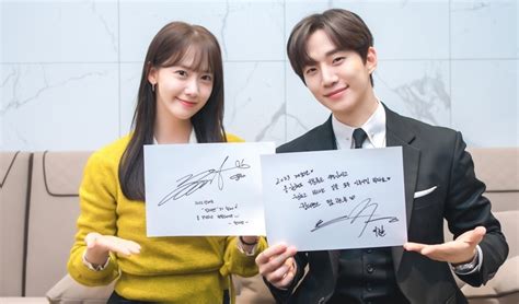 ‘킹더랜드에서 보낸 새해인사이준호·임윤아 곧 만나요” 디스패치 뉴스는 팩트다