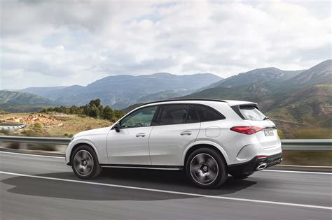 Mercedes Benz Glc X254 43 Amg 421 Km 2024 Suv Skrzynia Automat Napęd